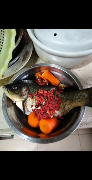 红萝卜鱼汤怎么做_红萝卜鱼汤的营养价值-第1张图片-山城妙识