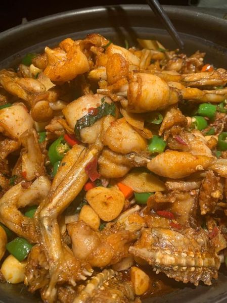 干锅牛蛙怎么做_牛蛙怎么处理不腥-第1张图片-山城妙识 干锅牛蛙怎么做_牛蛙怎么处理不腥-第1张图片-山城妙识