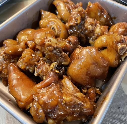 烤猪蹄怎么做_烤猪蹄需要焯水吗-第3张图片-山城妙识 烤猪蹄怎么做_烤猪蹄需要焯水吗-第3张图片-山城妙识