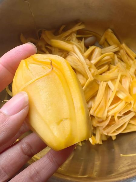 菠萝蜜丝炒肉禁忌_什么人不能吃-第2张图片-山城妙识 菠萝蜜丝炒肉禁忌_什么人不能吃-第2张图片-山城妙识