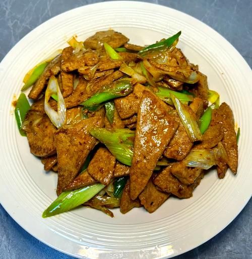 葱爆猪肝怎么做才嫩_猪肝去腥技巧-第2张图片-山城妙识