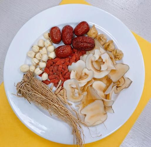 养肝煲汤食谱大全_什么汤最护肝-第1张图片-山城妙识