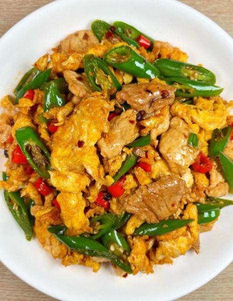 辣椒炒鸡蛋先放辣椒还是先放鸡蛋_家常做法顺序-第2张图片-山城妙识 辣椒炒鸡蛋先放辣椒还是先放鸡蛋_家常做法顺序-第2张图片-山城妙识