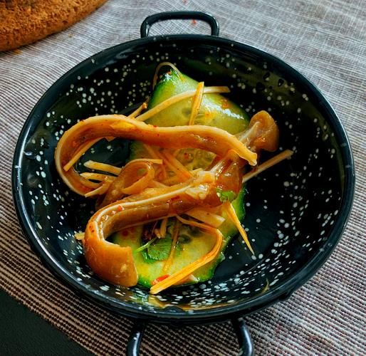 红油猪耳朵怎么做_红油猪耳朵要煮多久-第1张图片-山城妙识