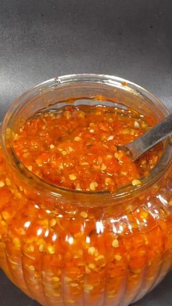 蒜蓉辣酱怎么做才正宗_正宗蒜蓉辣酱配方-第2张图片-山城妙识