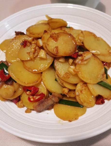 红烧土豆怎么做_家常红烧土豆最正宗做法-第1张图片-山城妙识