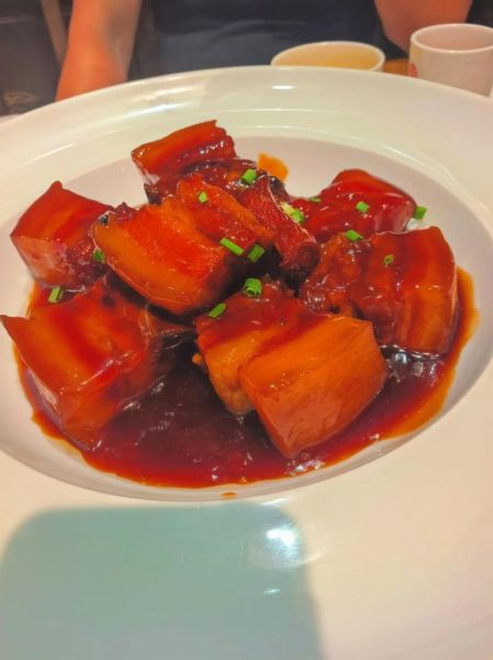 上海本帮红烧肉最正宗做法_为什么用冰糖而不是白糖-第3张图片-山城妙识 上海本帮红烧肉最正宗做法_为什么用冰糖而不是白糖-第3张图片-山城妙识