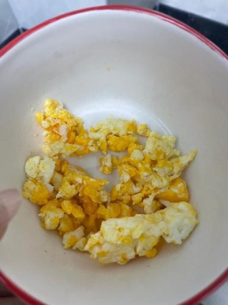 荷包蛋怎么煎不散_为什么一翻面就碎-第3张图片-山城妙识 荷包蛋怎么煎不散_为什么一翻面就碎-第3张图片-山城妙识