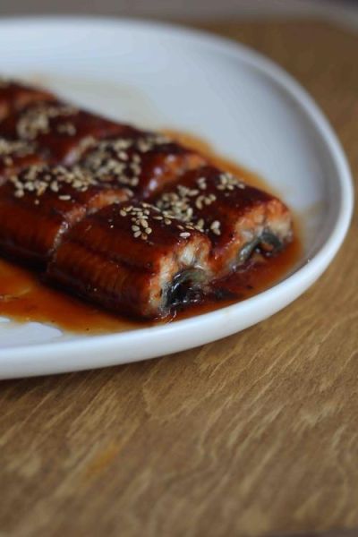 蒲烧鳗鱼是河鳗还是海鳗_鳗鱼种类区别-第2张图片-山城妙识