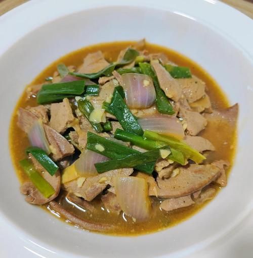 洋葱炒猪肝怎么炒才不腥_洋葱炒猪肝的家常做法-第1张图片-山城妙识 洋葱炒猪肝怎么炒才不腥_洋葱炒猪肝的家常做法-第1张图片-山城妙识