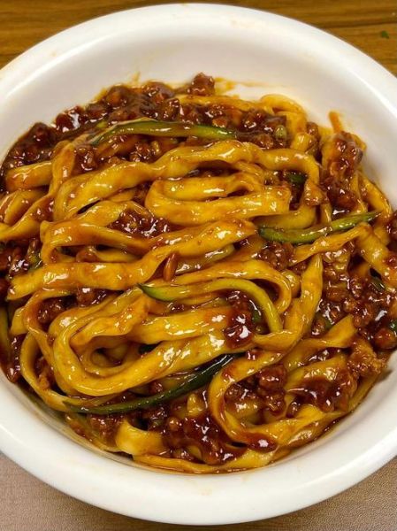 猪肉杂酱面酱怎么做_猪肉杂酱面配料有哪些-第1张图片-山城妙识