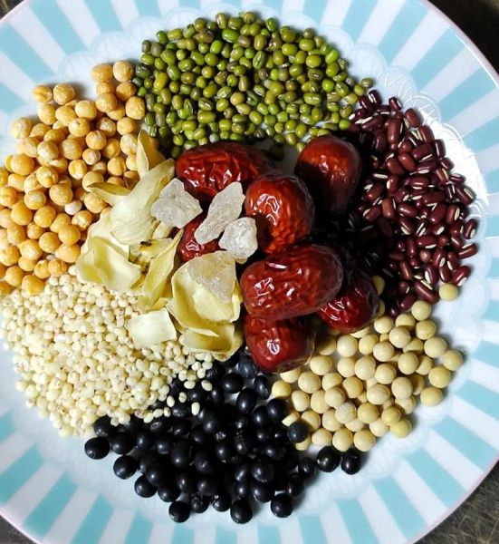 腊八粥的传统食材有哪些_腊八粥怎么做才正宗-第1张图片-山城妙识 腊八粥的传统食材有哪些_腊八粥怎么做才正宗-第1张图片-山城妙识