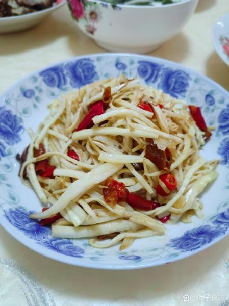 茭白凉拌怎么做好吃_茭白凉拌的做法大全-第2张图片-山城妙识