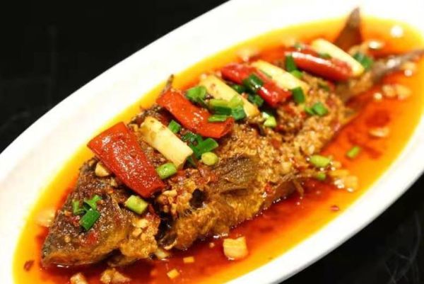 干烧鱼的历史起源_正宗做法是什么-第1张图片-山城妙识