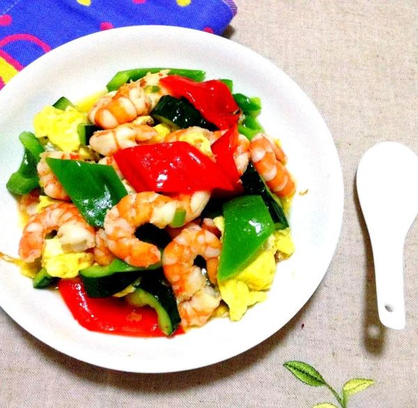 青椒虾仁怎么炒才嫩_青椒虾仁的家常做法-第1张图片-山城妙识 青椒虾仁怎么炒才嫩_青椒虾仁的家常做法-第1张图片-山城妙识