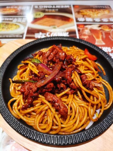 黑椒牛柳炒意粉怎么做_黑椒牛柳炒意粉热量高吗-第1张图片-山城妙识 黑椒牛柳炒意粉怎么做_黑椒牛柳炒意粉热量高吗-第1张图片-山城妙识