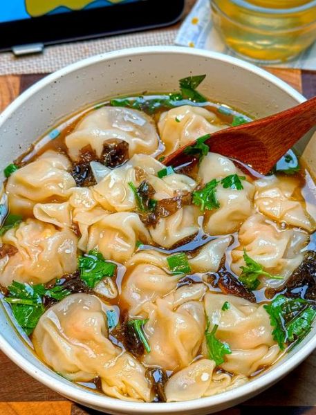 馄饨馅怎么调才好吃_馄饨馅用什么肉最好-第3张图片-山城妙识