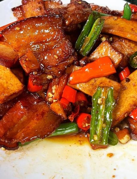 香干怎么做好吃_家常香干炒肉配方-第1张图片-山城妙识