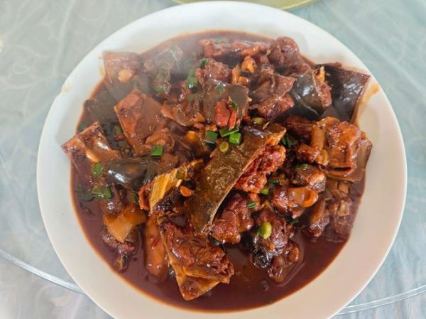 红烧甲鱼怎么做才够辣_甲鱼去腥增香技巧-第3张图片-山城妙识