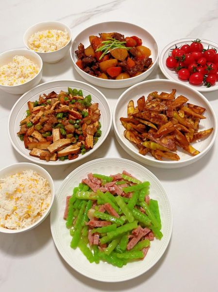 家常午餐吃什么好_怎么做简单又好吃-第1张图片-山城妙识