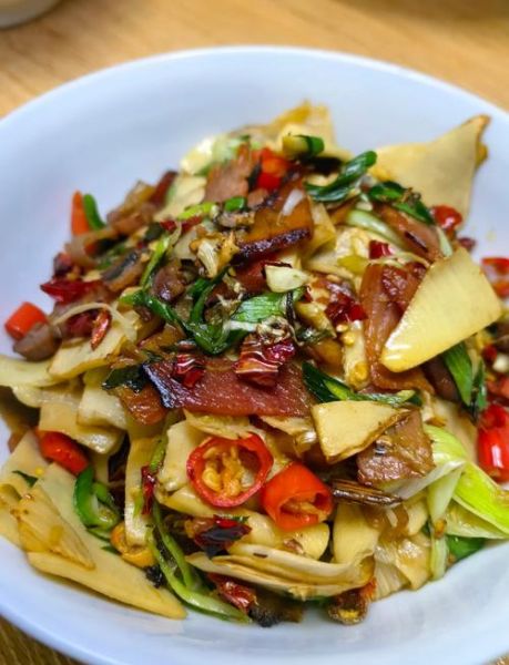 冬笋怎么炒好吃又香_冬笋炒制的秘诀-第1张图片-山城妙识 冬笋怎么炒好吃又香_冬笋炒制的秘诀-第1张图片-山城妙识