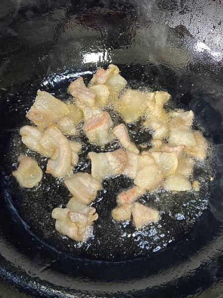 新鲜松茸炒肉片怎么做_松茸炒肉片的家常做法-第1张图片-山城妙识 新鲜松茸炒肉片怎么做_松茸炒肉片的家常做法-第1张图片-山城妙识