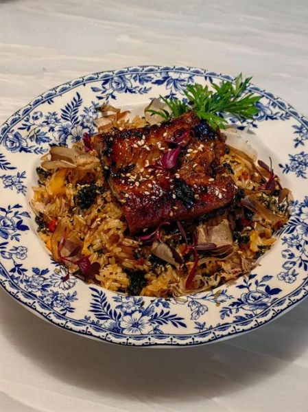 鳗鱼炒饭图片大全_如何做出高颜值摆盘-第1张图片-山城妙识