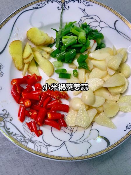 炖肥肠的做法_最正宗的做法-第3张图片-山城妙识 炖肥肠的做法_最正宗的做法-第3张图片-山城妙识