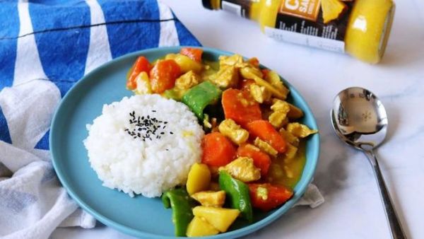 鸡肉咖喱饭怎么做_咖喱块什么时候放-第3张图片-山城妙识 鸡肉咖喱饭怎么做_咖喱块什么时候放-第3张图片-山城妙识