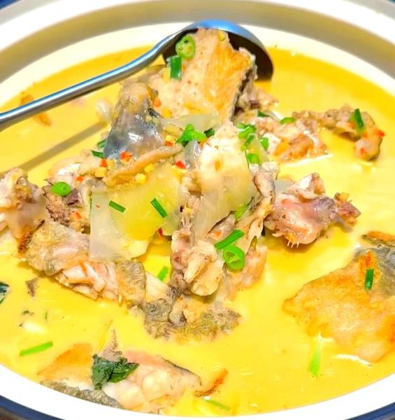 炖草鱼怎么做简单又好吃_家常草鱼炖多久-第3张图片-山城妙识