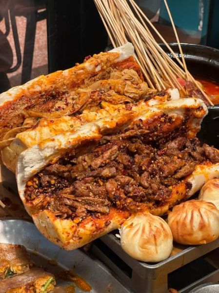 西安宵夜吃什么_西安夜市哪里最火-第3张图片-山城妙识 西安宵夜吃什么_西安夜市哪里最火-第3张图片-山城妙识