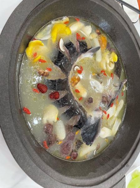 鲟鱼汤怎么炖好喝_鲟鱼汤的做法大全家常-第1张图片-山城妙识