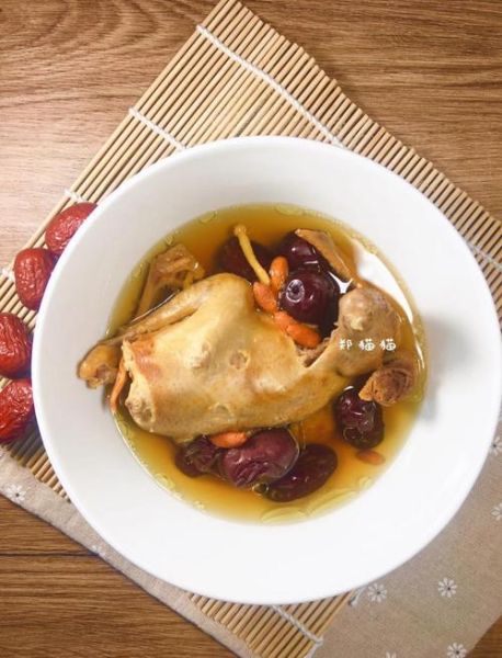 炖鸽子怎么做好吃_清炖鸽子汤的做法-第1张图片-山城妙识