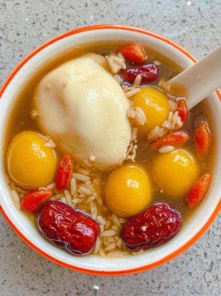 甜酒冲蛋的功效与作用_甜酒冲蛋可以天天喝吗-第1张图片-山城妙识 甜酒冲蛋的功效与作用_甜酒冲蛋可以天天喝吗-第1张图片-山城妙识