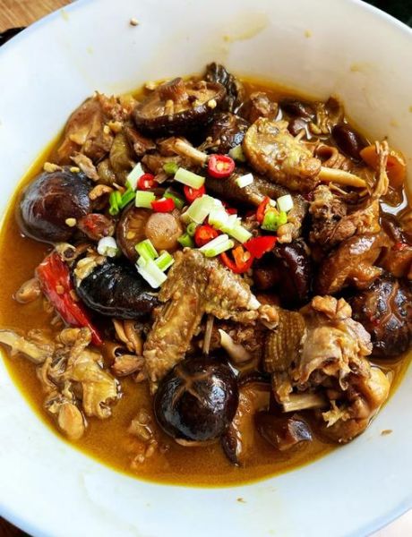 香菇烧鸡怎么做_香菇烧鸡的家常做法-第1张图片-山城妙识 香菇烧鸡怎么做_香菇烧鸡的家常做法-第1张图片-山城妙识