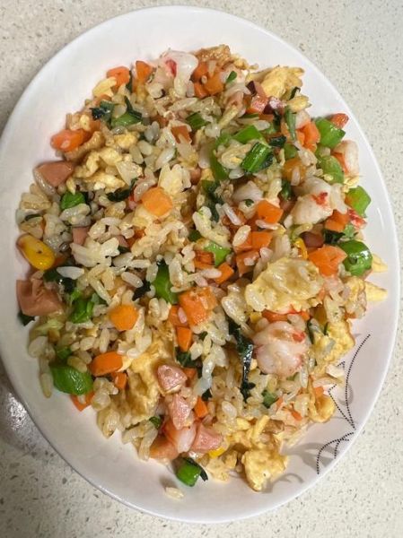 虾仁蛋炒饭怎么做_家常简单做法-第2张图片-山城妙识