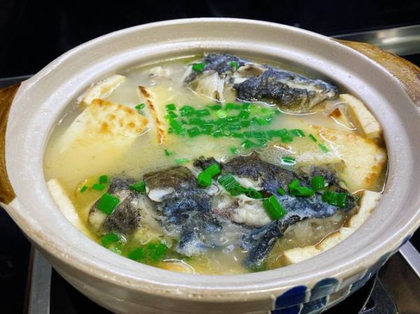 豆腐炖鱼头怎么做_鱼头豆腐汤去腥技巧-第3张图片-山城妙识