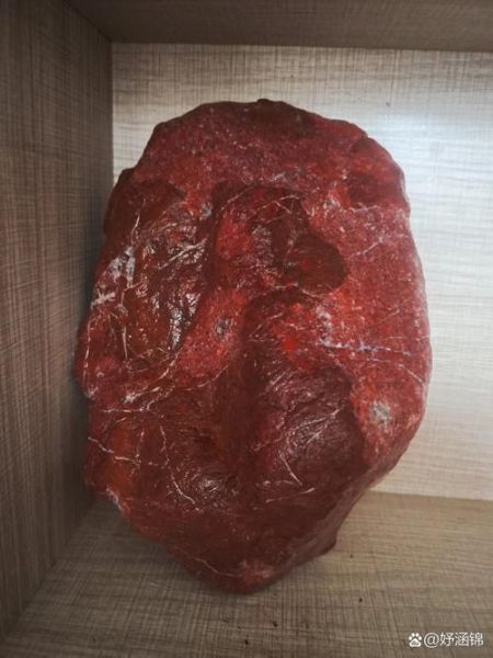 鸡血石原石怎么鉴别_鸡血石原石真假辨别方法-第3张图片-山城妙识