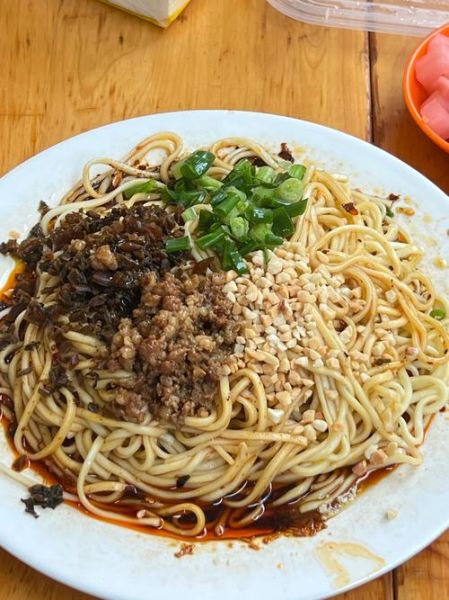 燃面怎么吃_燃面正宗吃法步骤-第1张图片-山城妙识 燃面怎么吃_燃面正宗吃法步骤-第1张图片-山城妙识