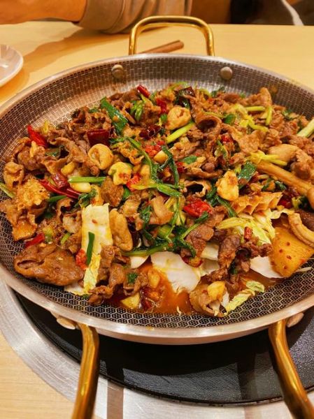 干锅牛肉怎么做才嫩_干锅牛肉的家常做法-第1张图片-山城妙识