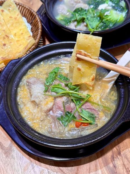 酸菜涮羊肉锅底怎么做_酸菜锅底和羊肉搭配秘诀-第1张图片-山城妙识