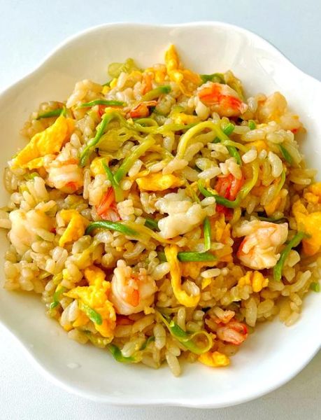 虾炒饭怎么做_虾炒饭热量高吗-第1张图片-山城妙识