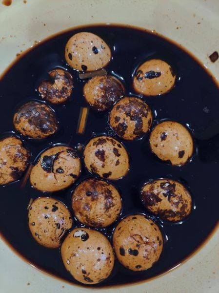 卤鹌鹑蛋的做法_怎么做好吃又入味-第2张图片-山城妙识