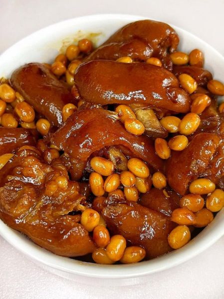 黄豆猪脚煲怎么做_黄豆猪脚煲需要焯水吗-第3张图片-山城妙识