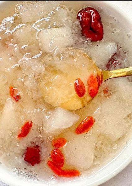 银耳汤的做法大全_银耳汤怎么煮才出胶-第3张图片-山城妙识