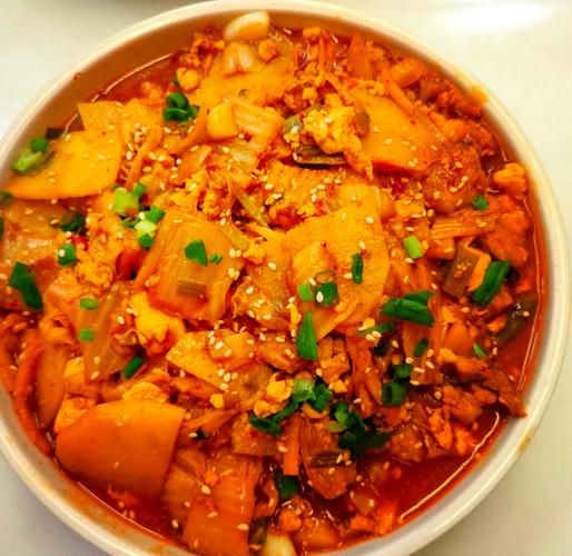 辣白菜怎么做好吃_烧什么菜好吃-第3张图片-山城妙识 辣白菜怎么做好吃_烧什么菜好吃-第3张图片-山城妙识