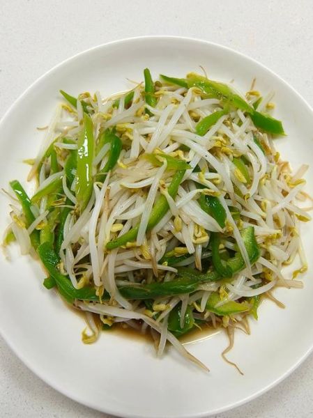 醋溜绿豆芽怎么炒才脆_醋溜绿豆芽用焯水吗-第1张图片-山城妙识