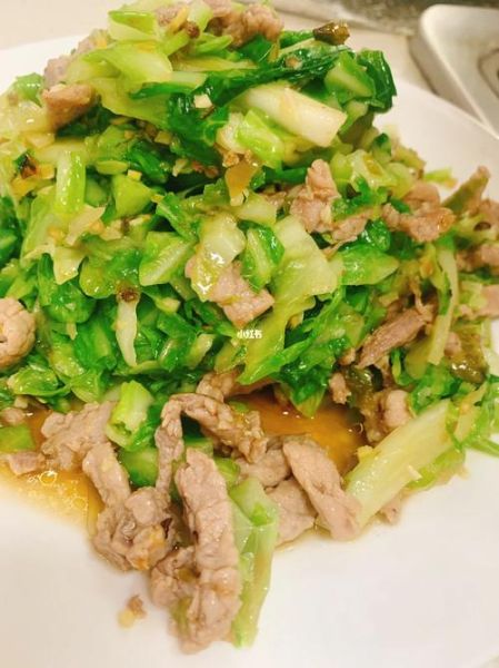 莲花白炒肉怎么做_莲花白炒肉先炒肉还是先炒菜-第3张图片-山城妙识 莲花白炒肉怎么做_莲花白炒肉先炒肉还是先炒菜-第3张图片-山城妙识
