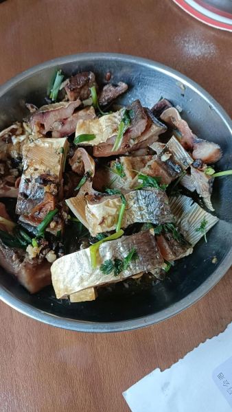 干鱼怎么做好吃_干鱼的家常做法-第1张图片-山城妙识