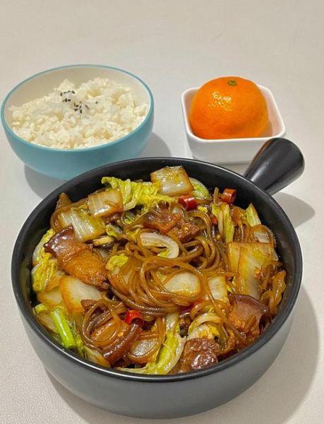 白菜粉条肉怎么做_白菜粉条肉家常做法-第2张图片-山城妙识 白菜粉条肉怎么做_白菜粉条肉家常做法-第2张图片-山城妙识